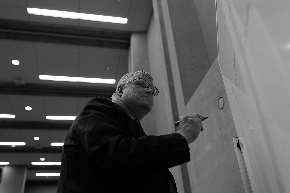 Interview: Dr. Lars Perner on Eccentricity, Consumer Psychology, and ...