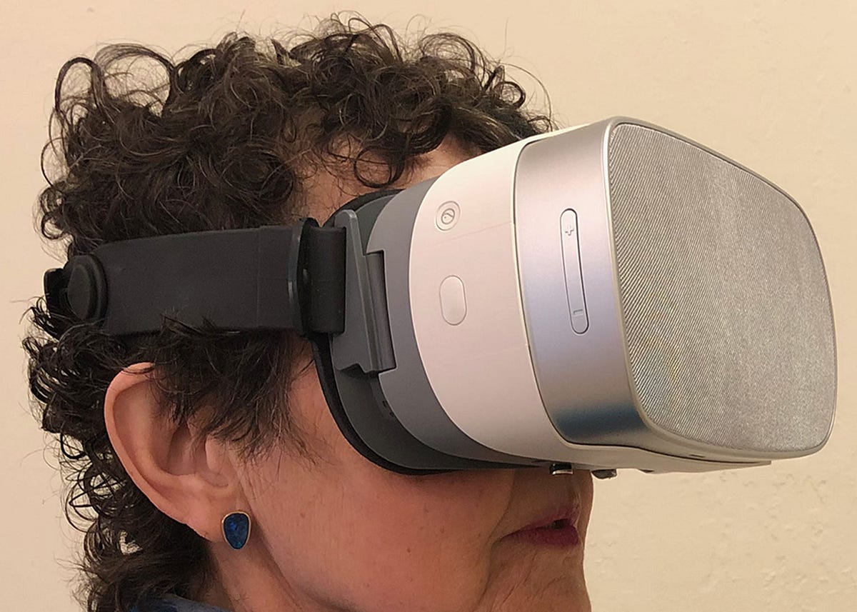 What is ‘Virtual Reality Therapy for Anxiety’? | by Chuck Ehrlich ...