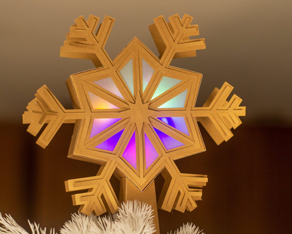 3D Snowflake Tree Topper SVG Cut File — Paper Christmas Tree Topper SVG ...