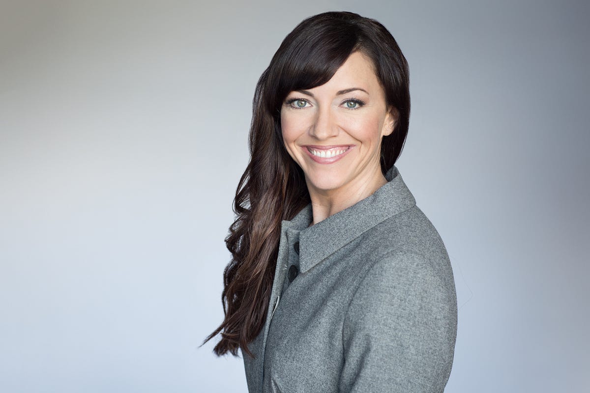 Why all Real Estate Agents Need Great Business Portraits | by Jessica ...