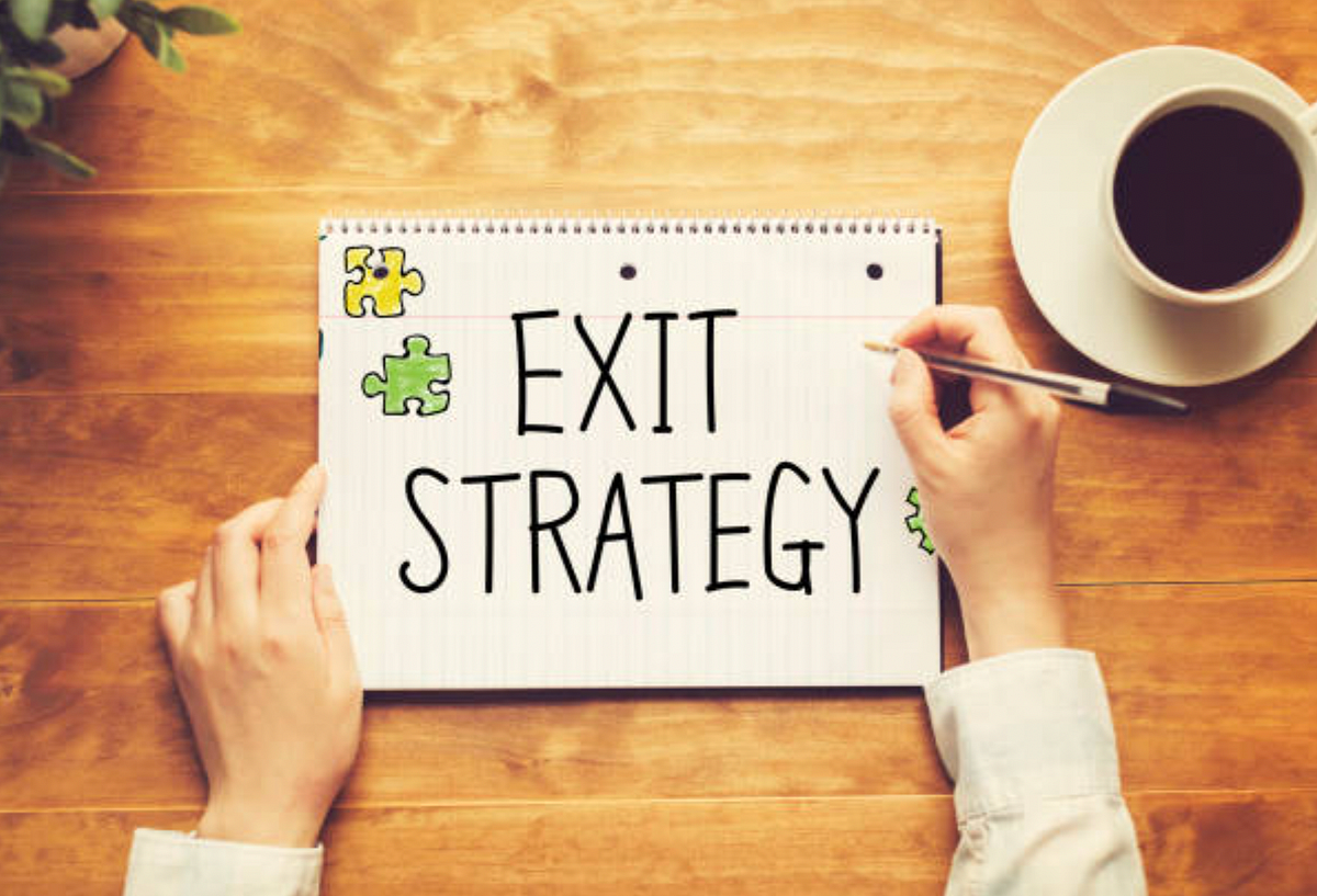 Breaking up with the Cloud: Crafting an exit plan | by Amit Maheshwari | Engineered @ Publicis ...