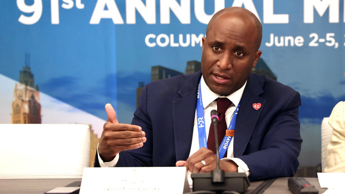Despite Challenges from State Preemption, Mayor Lucas Fights to Reduce ...