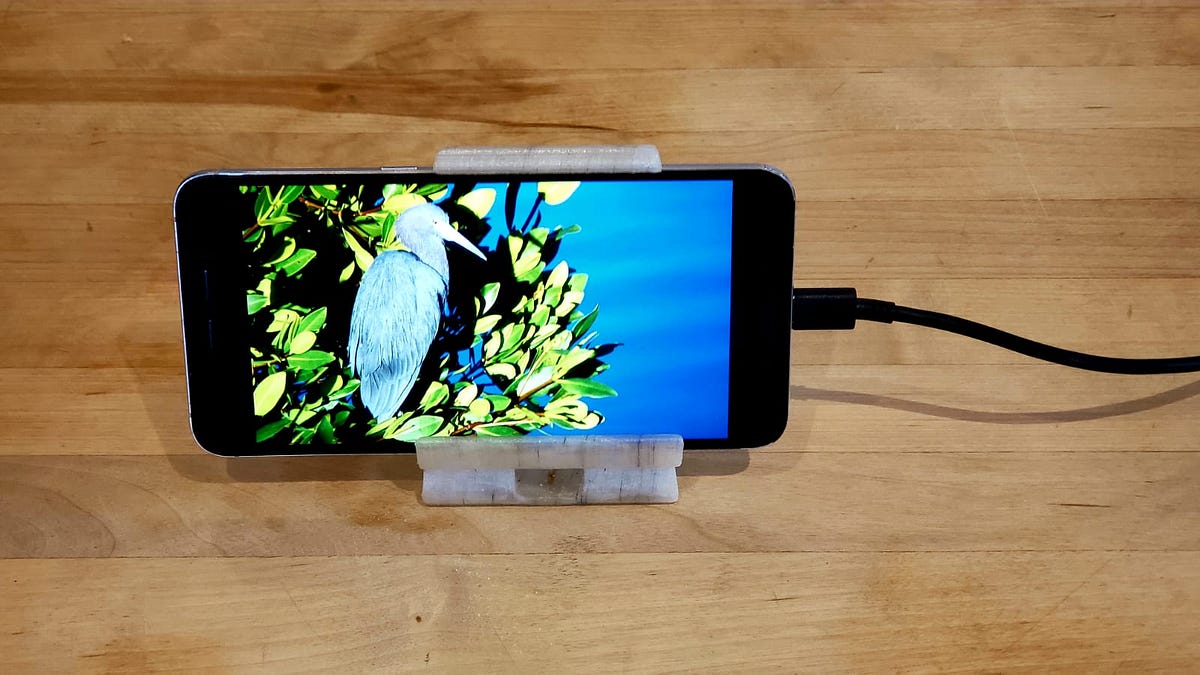 How to turn an old Android phone into a photo frame | by Brent ...