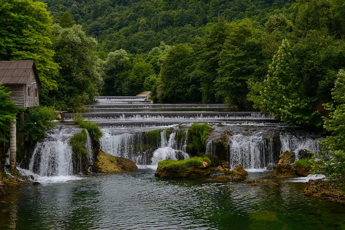 NoSQL, MongoDB, Mongo Express, and Docker | by Marcos | Javarevisited ...