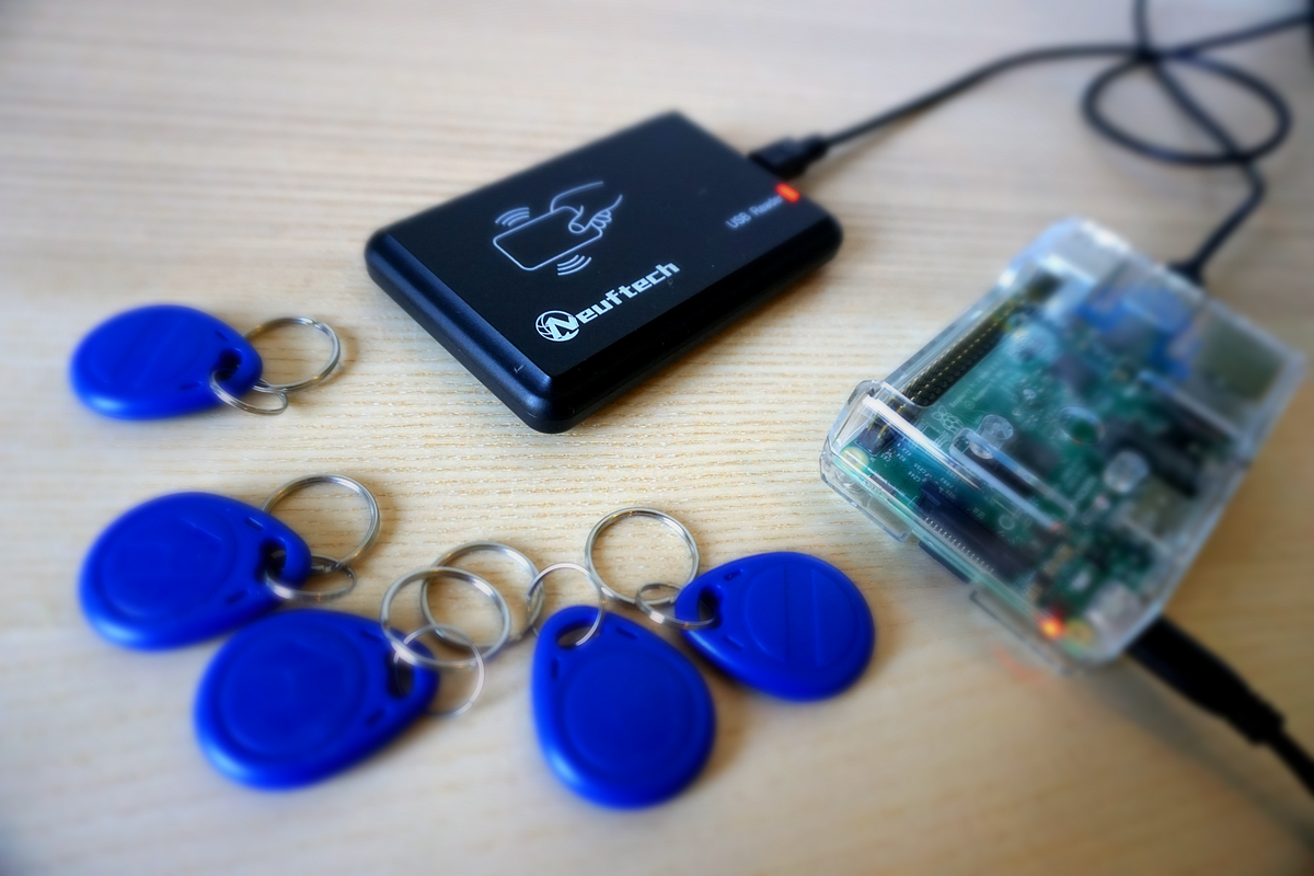 IOT Tutorial: Read RFID-tags with an USB RFID reader, Raspberry Pi and ...