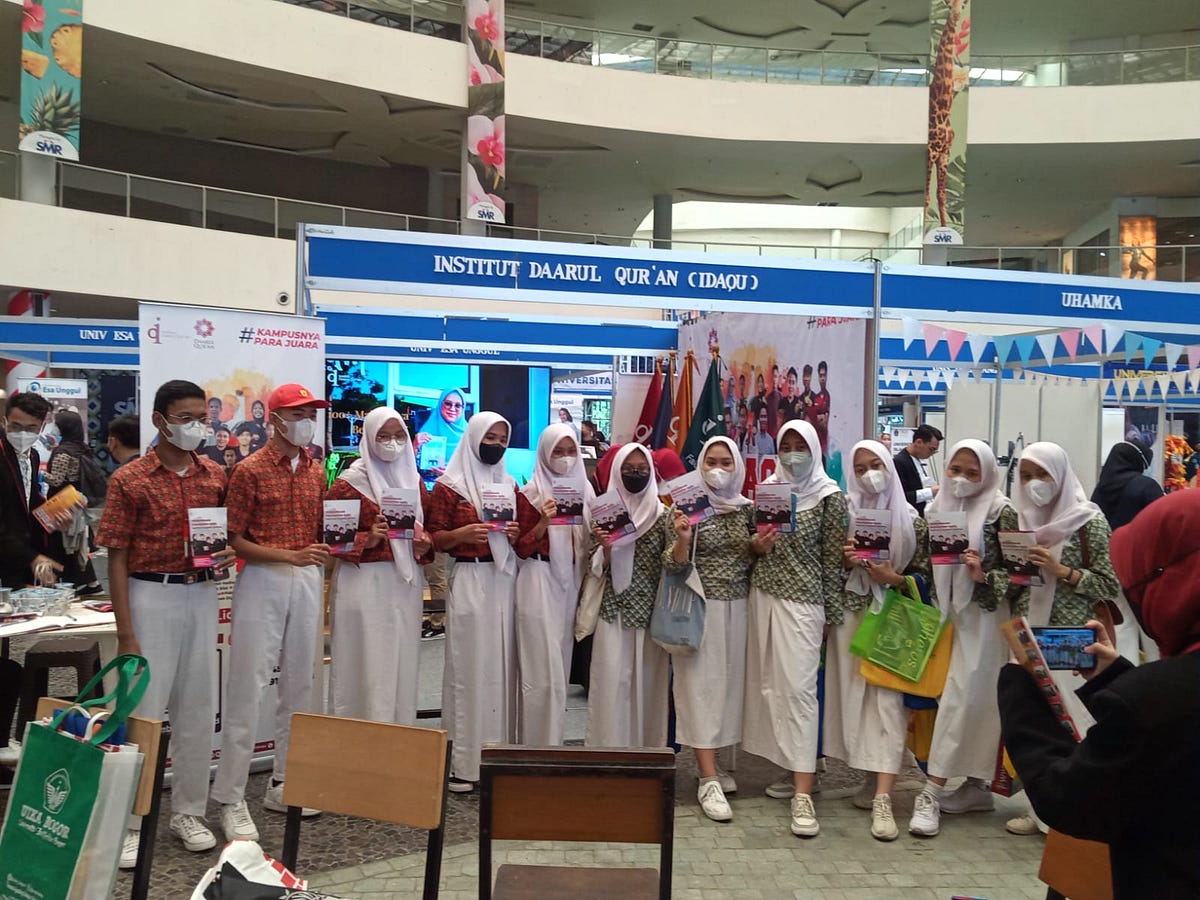 Idaqu Ramaikan Indonesia Favorite Campus Expo 2022 | by Institut Daarul ...