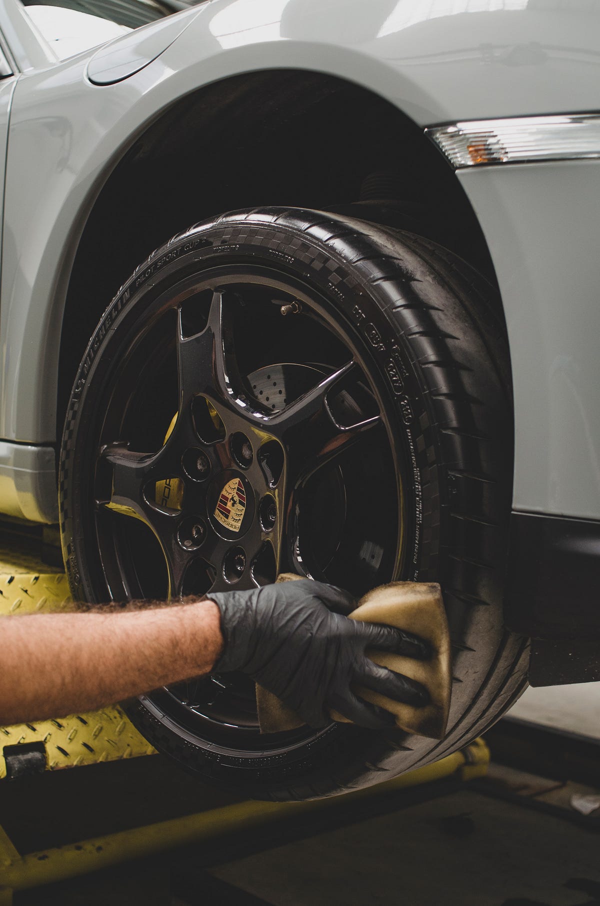 Mastering the Art of Car Detailing: A Comprehensive 12-Step Guide | by Ginni | Medium