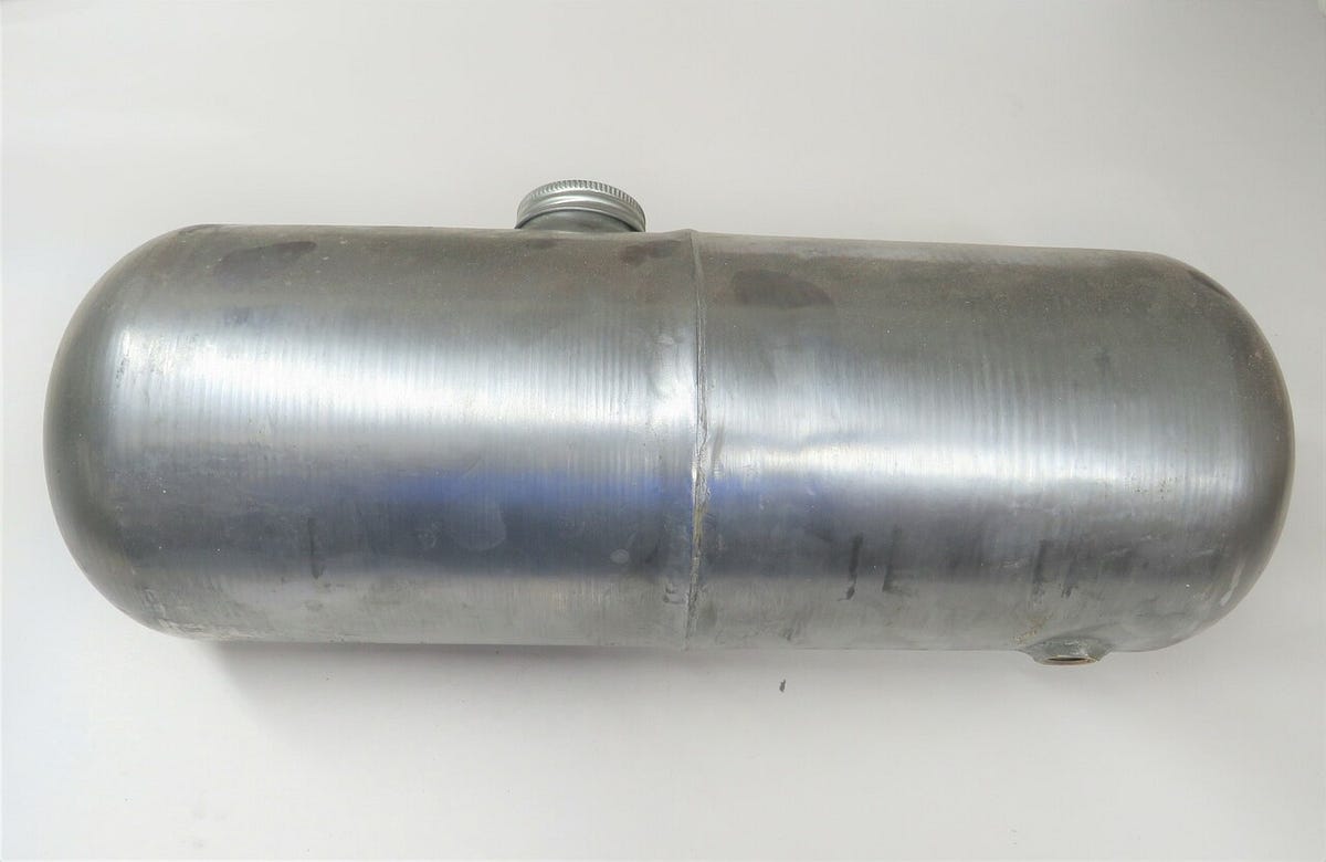 Round Tank, Waterloo 1.5 hp - Supplyflywheel - Medium