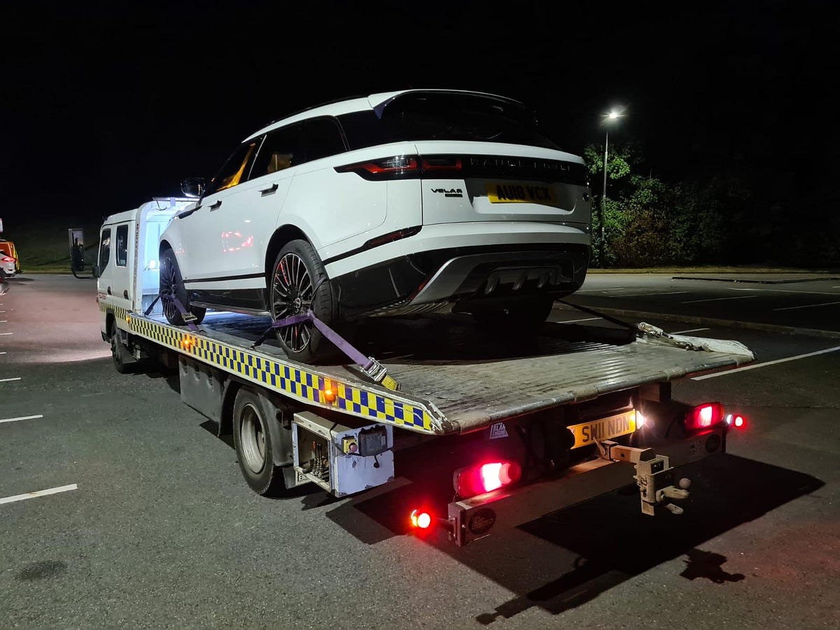 Roadside Resilience: Cars Recovery Services Tailored for Warrington ...