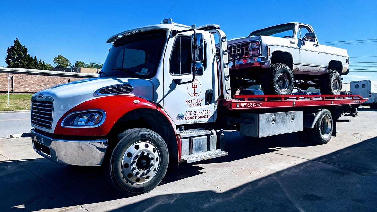 Neptune Towing Service - neptunetowing - Medium