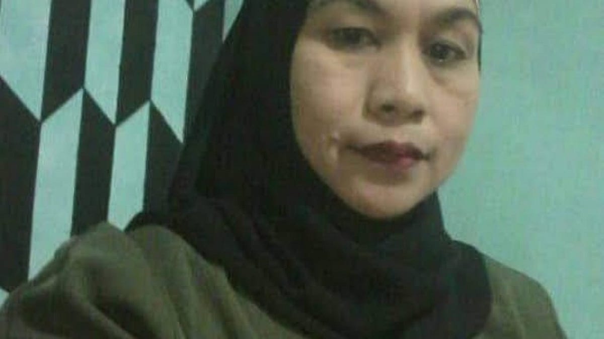 Three Children Who Don’t Appreciate Their Mother’s Sacrifice | by Iim kusmiati | May, 2024 | Medium