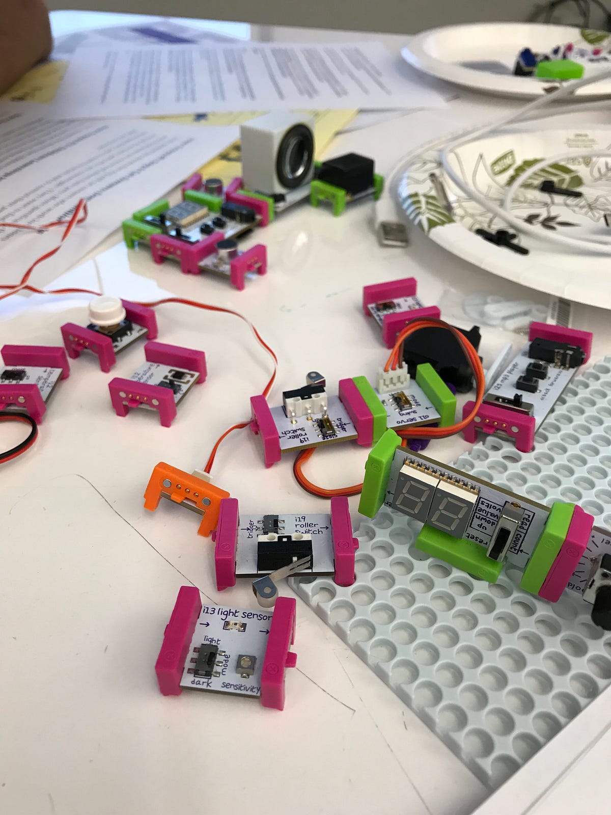 Class Buzzer Prototype — littleBits | by Manó Bárkovics | Medium