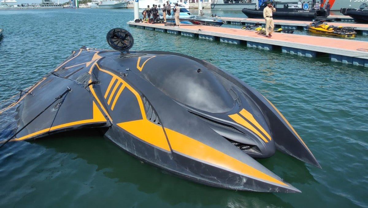 Beneath the Waves: Ukraine’s Kronos Submarine and the Rise of Unmanned ...