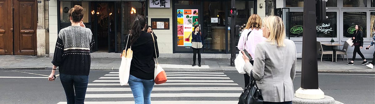 Phenix Stories, #1 digital outdoor (DOOH) street media in France ...