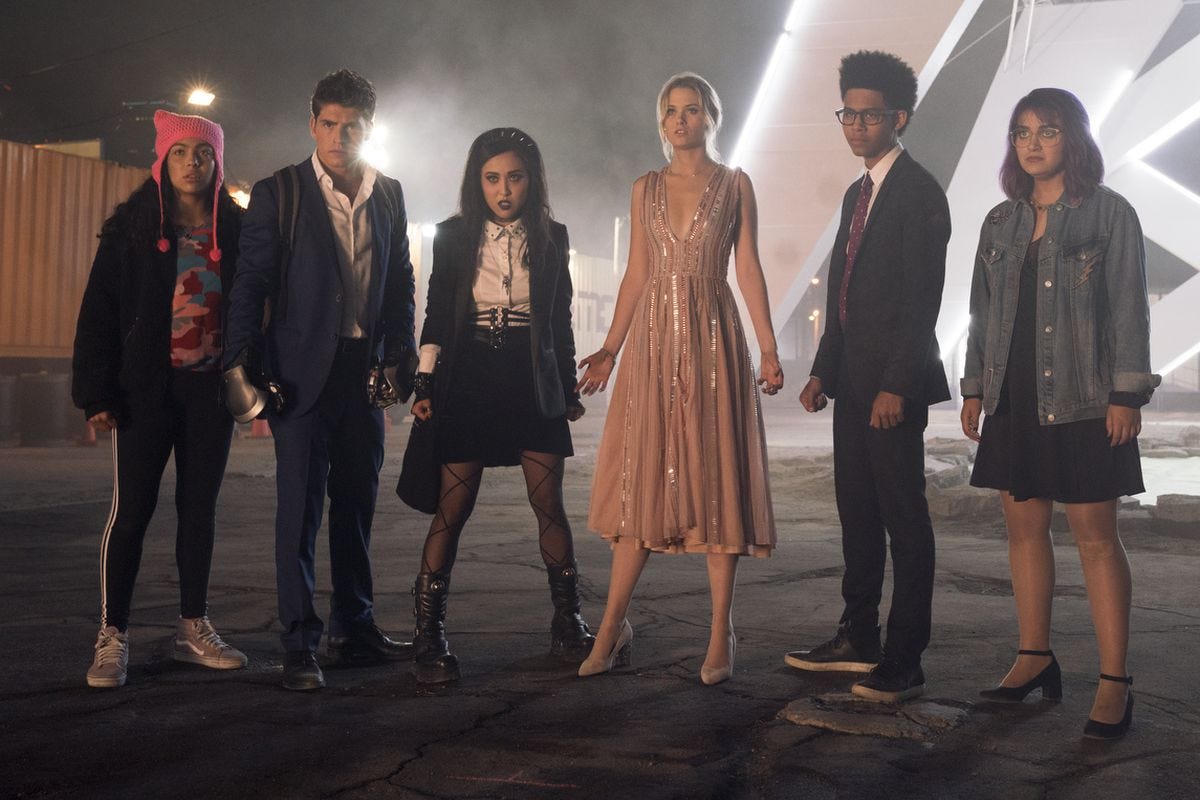 Runaways: Adolescência e super poderes | by Melissa R | Medium