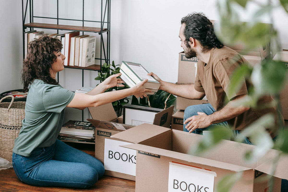 Decluttering: The Art of Giving Your Stuff (and Mind) a Break | by Soul Syn | Oct, 2024 | Medium