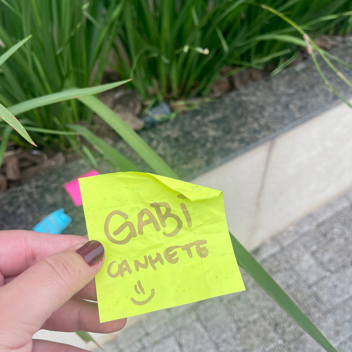 Amiga secreta — Gabi Canhete. Abro o e-mail do sorteio. | by Gabi ...