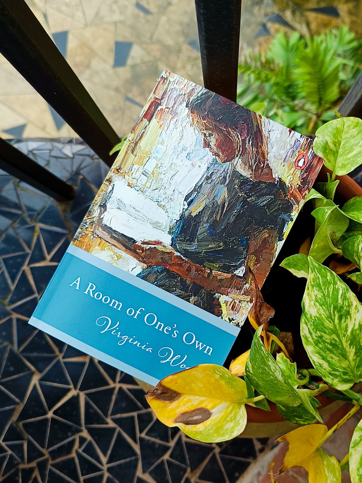 I read Virginia Woolf and here’s what I felt | by bookswithmonica_ | Medium