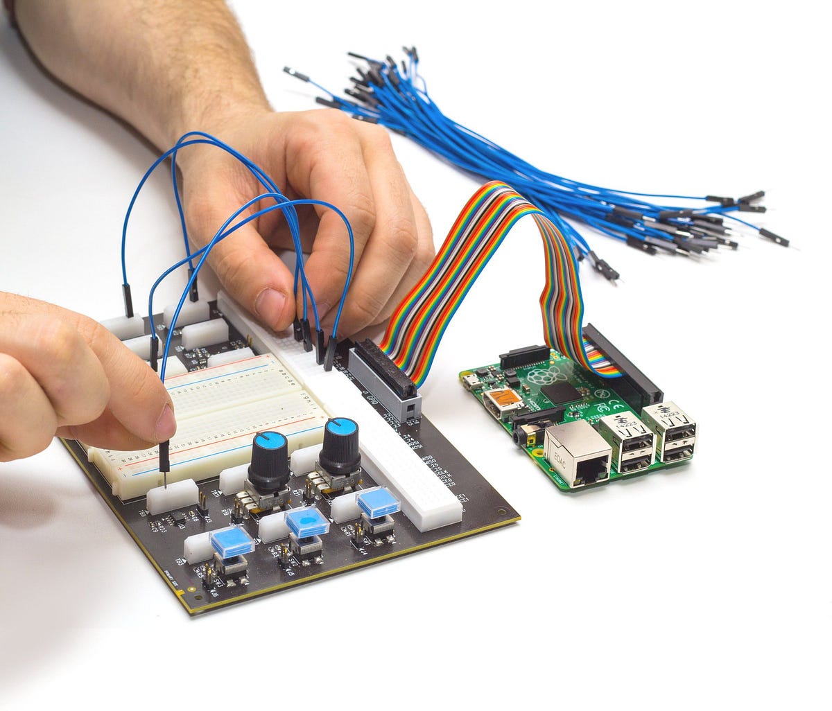 Raspberry Pi Gpio Output And Much More With Evelab 10 By Jeremy S Cook Medium