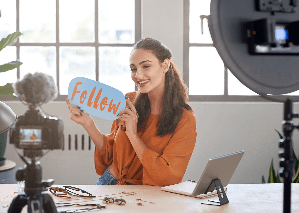 The Secret to Winning Your Audience’s Trust on Social Media⚡ | by Tara ...
