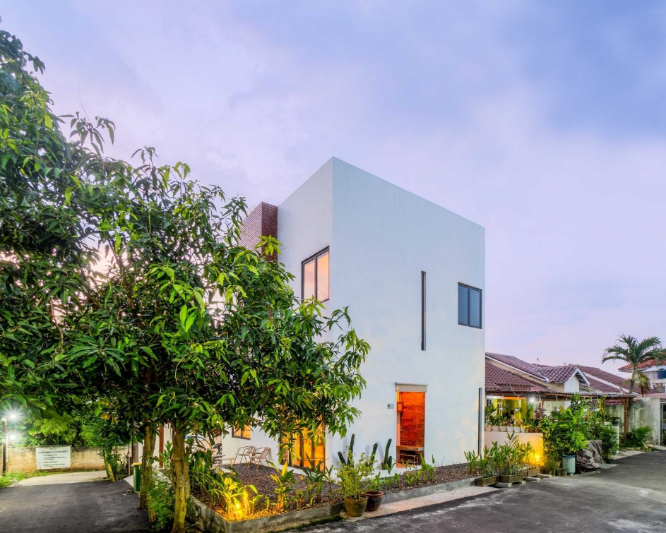Rumah Geometrik: Keseimbangan Antara Fungsi dan Estetika | by Fatmiana ...