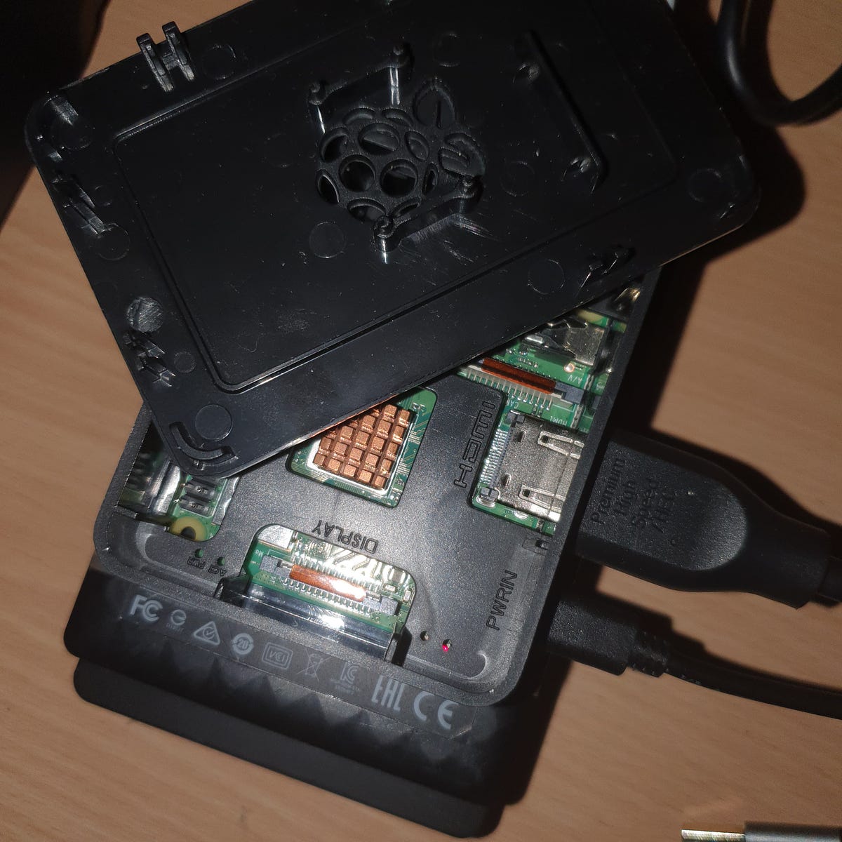 A guide on how to build your very own NAS (Network Attached Storage ...