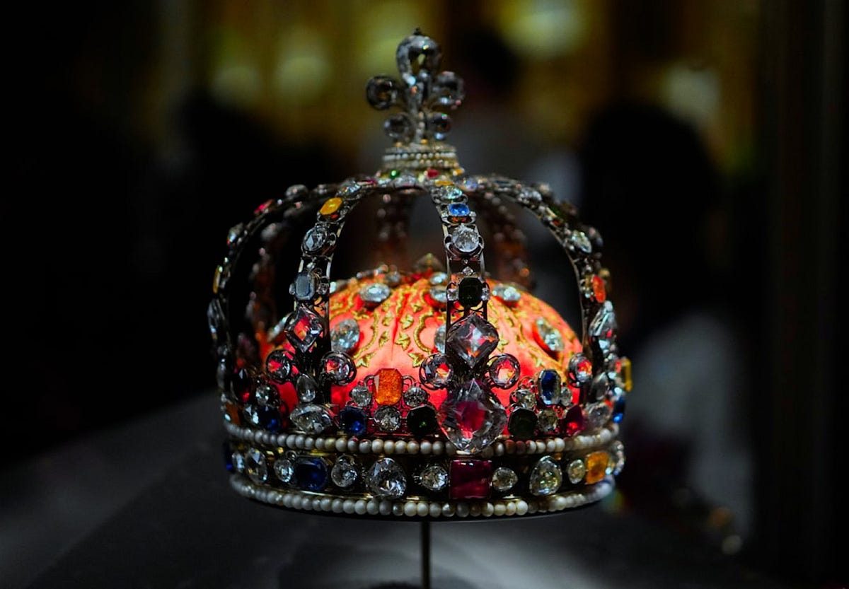 Did I Put a Crown on a Clown ?. History in the making | by Laura ...