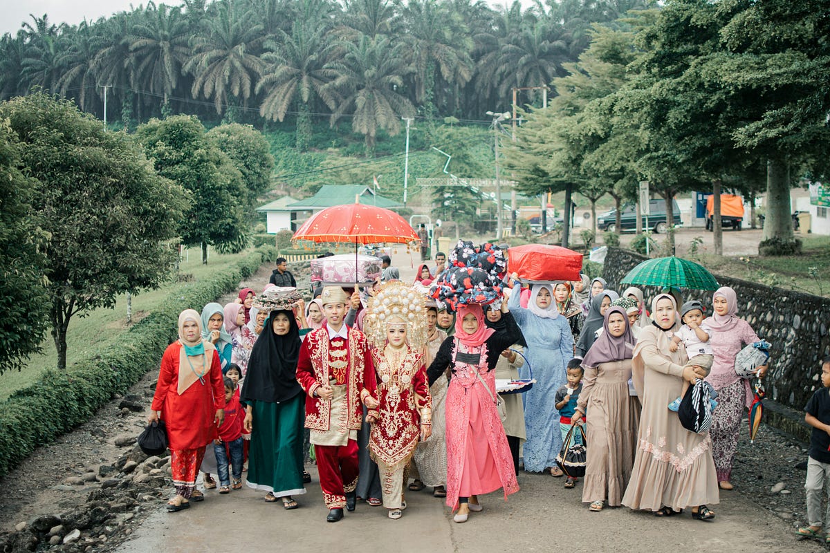 From Babel to Unity: Indonesia’s Secret to Managing Linguistic Diversity | by Daniel Gagarin ...