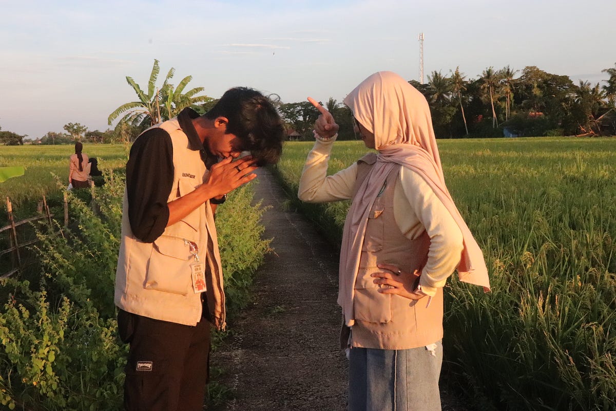 Radhitya Noor Aryawidi. Dia Radhitya, aku panggil dia dengan… | by Aca ...
