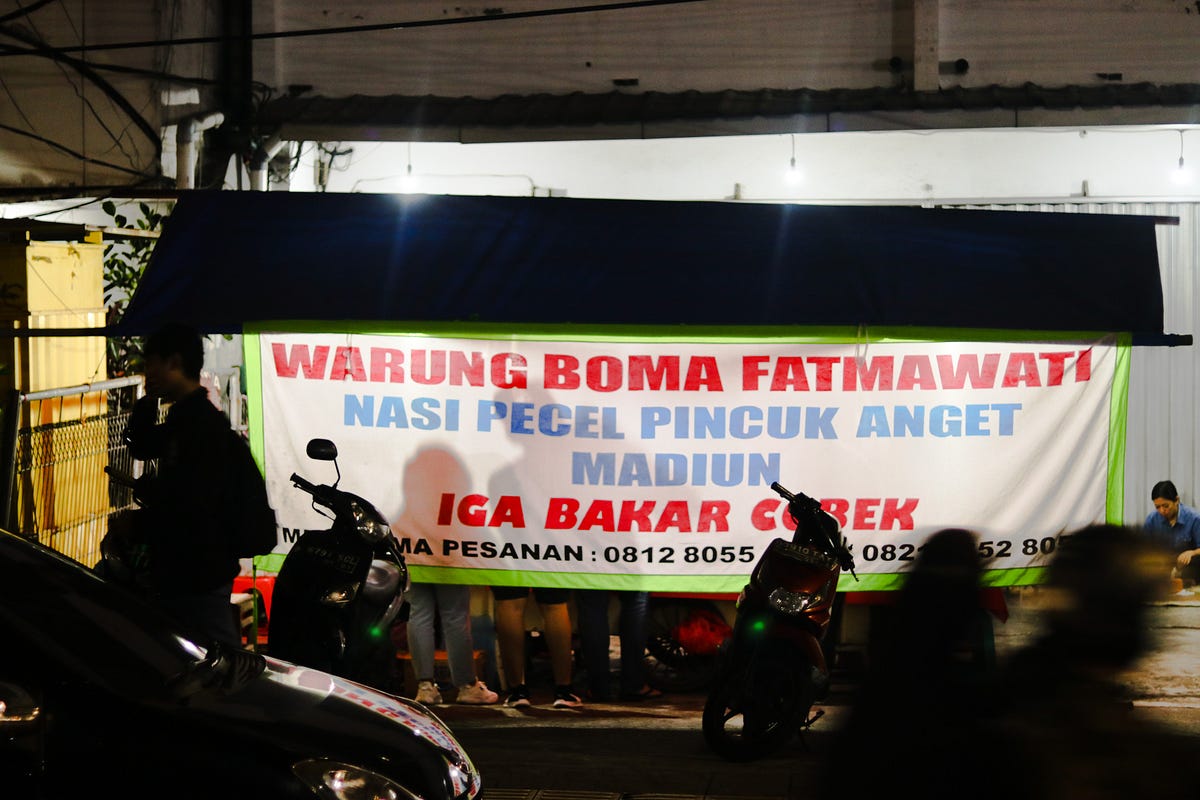 Kuliner Penutup Hari: Warung Boma Fatmawati | by 418 Weekly | Medium