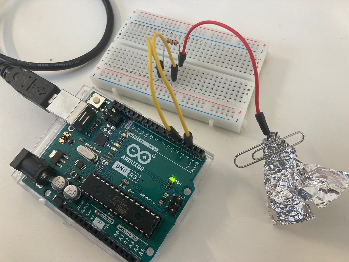 Lab 6: Capacitive Sensing with Piezo | by Hong-Chun (Kloe) Chen | Medium