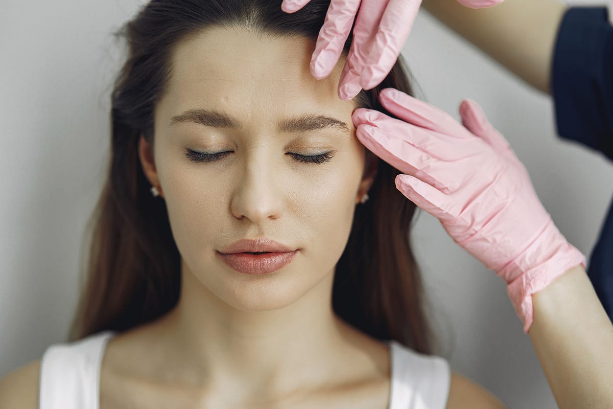 Enhance Your Features: Eyebrow Lift Specialists in Riyadh | by ...