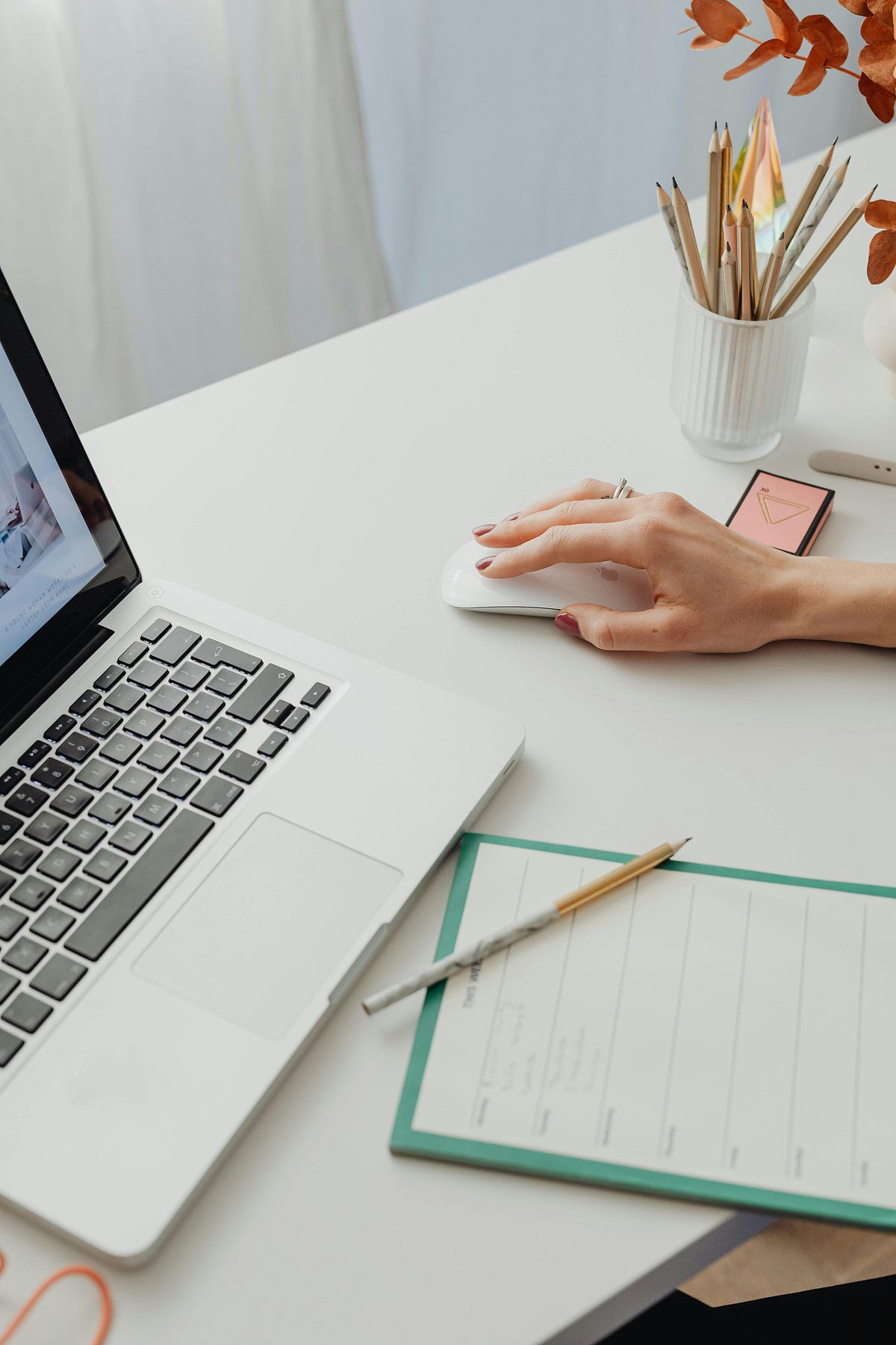 How I Started Blogging Without Any Experience | by maryam dua | Jul ...