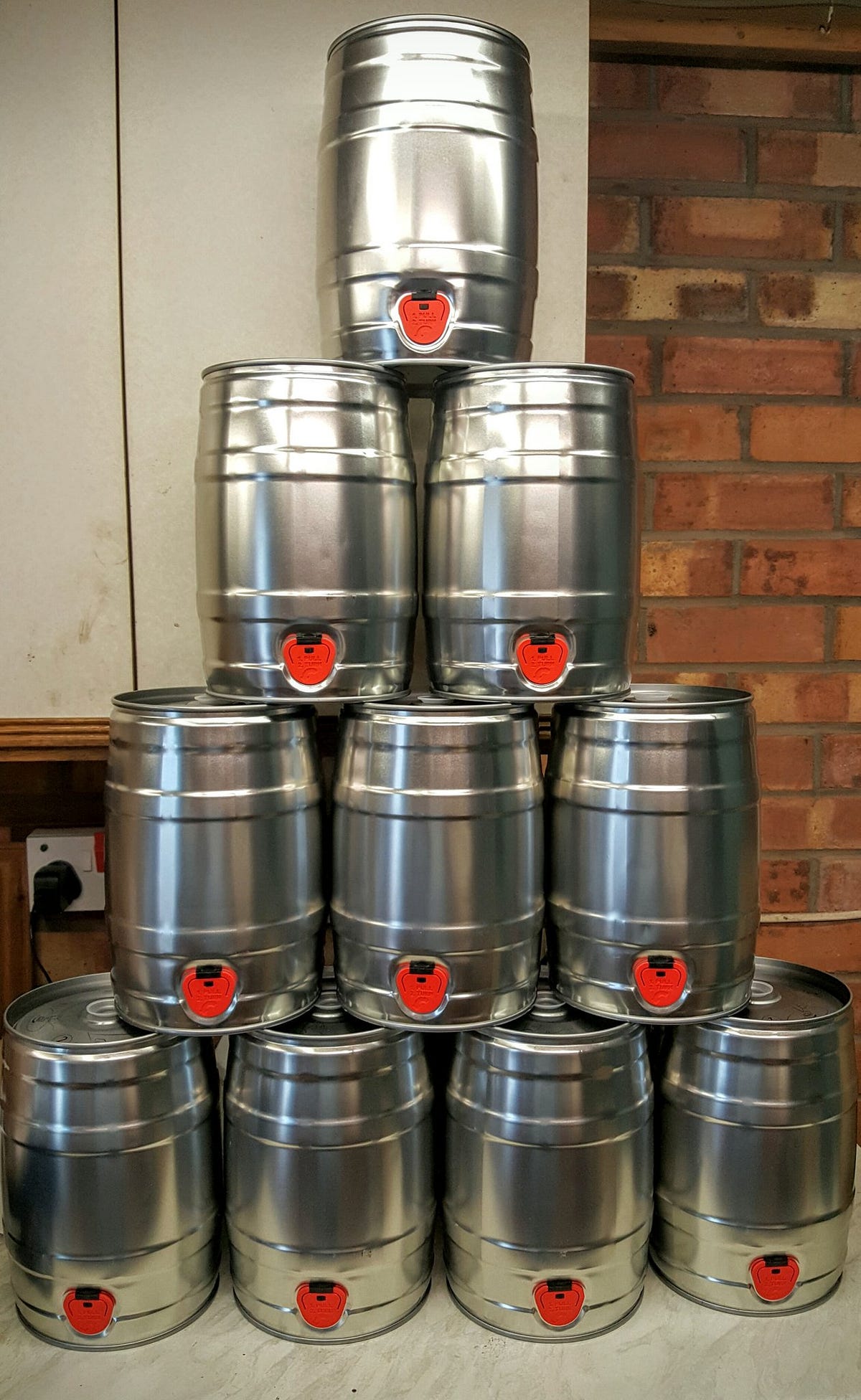 Mini Kegs. I managed to get a few of these from a… | by Mead House | Medium