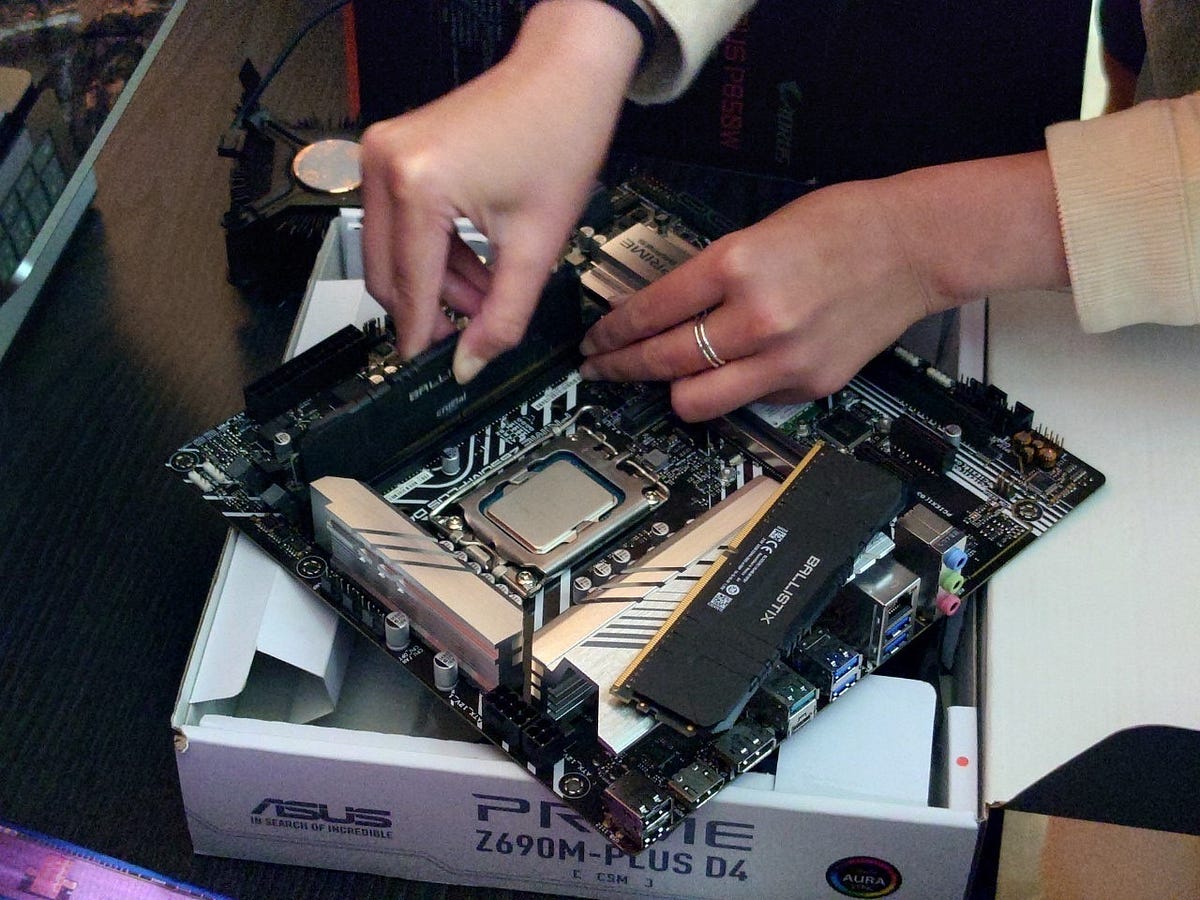 Intel 大揭秘 - Frank - Medium