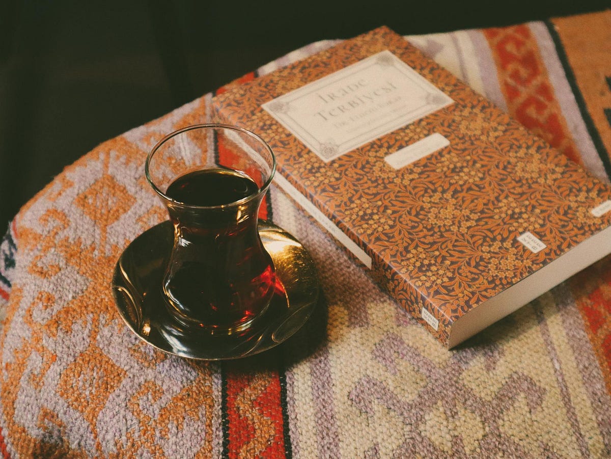 10 Life-Altering Lessons From the Book ‘Tuesdays with Morrie’ (You ...
