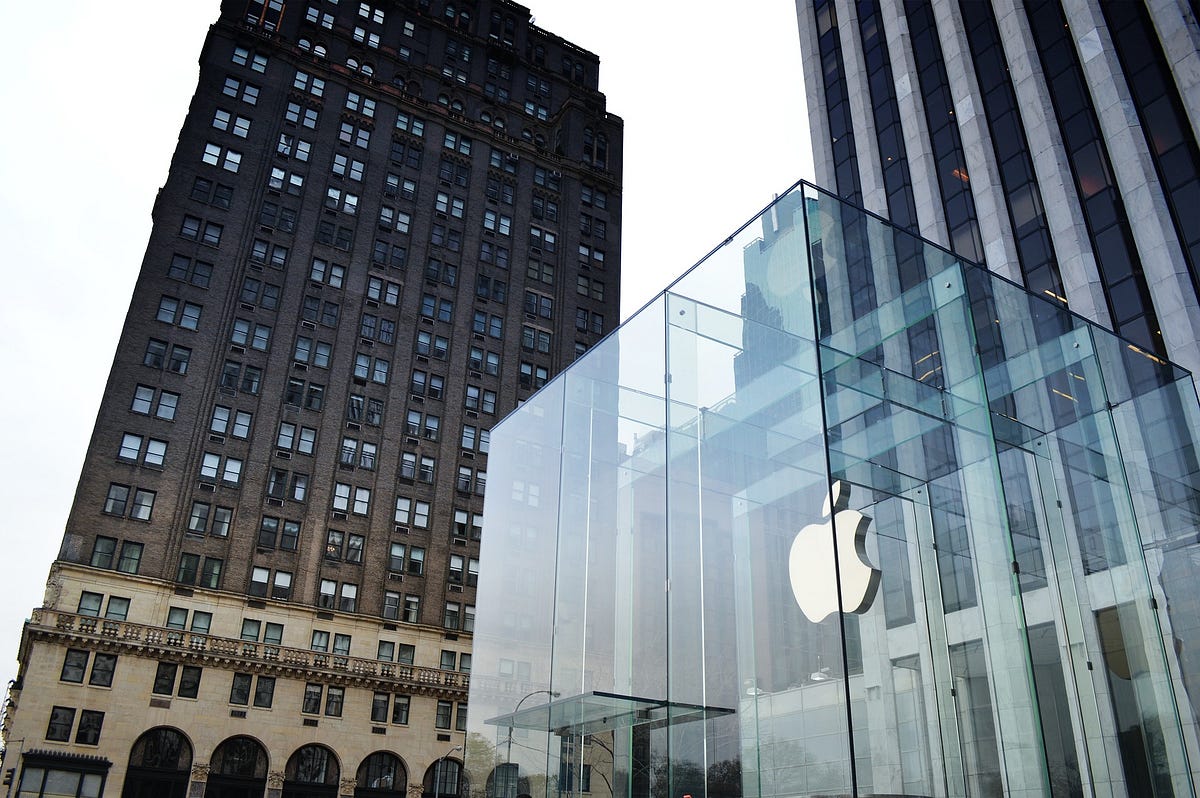 Apple is First U.S. Company to $800 Billion Valuation | by Berny ...