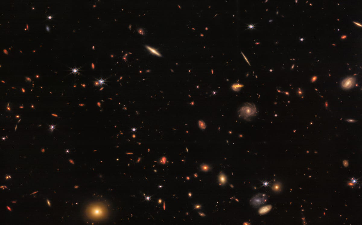 JWST’s early, massive galaxies agree with ΛCDM cosmology | by Ethan ...