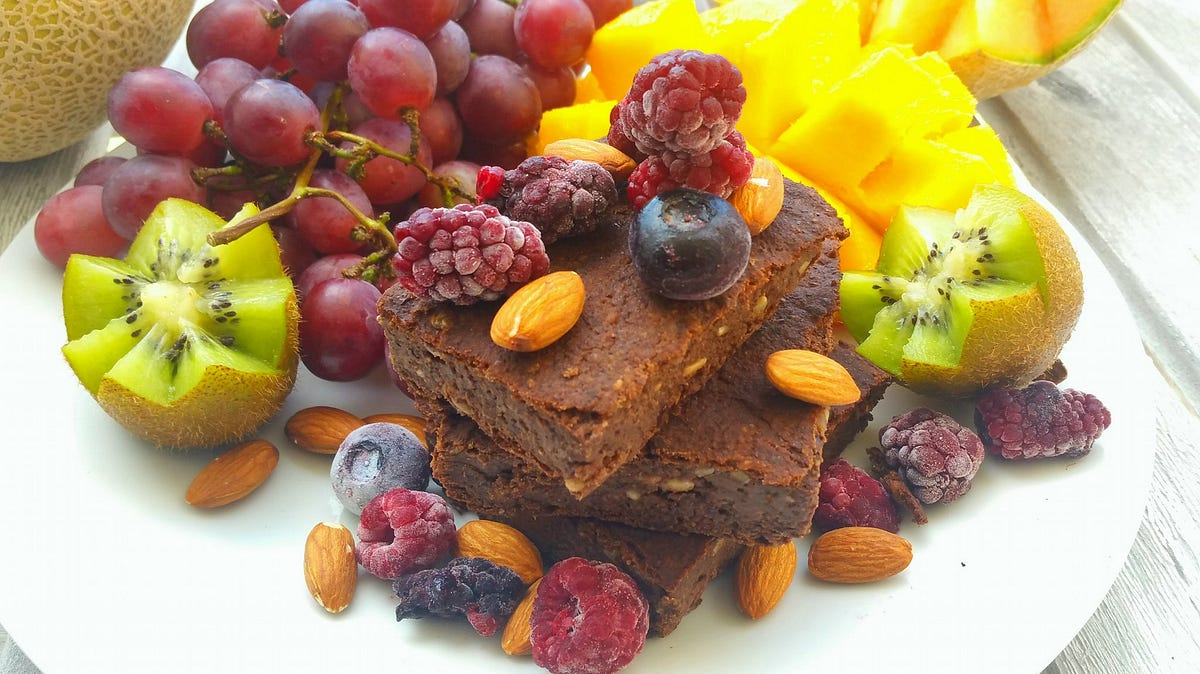 Brownies de frijol veganos. Veganos | by Edith Soria | Medium