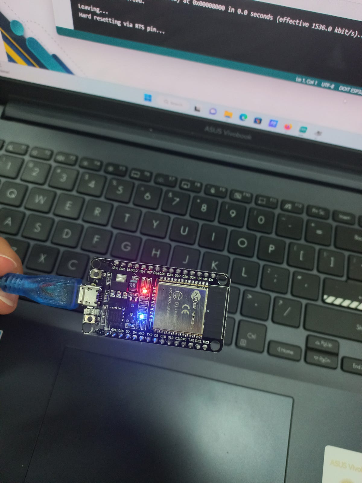 Esp32 Led Blink Project Step By Step Of Making Esp Built In Led