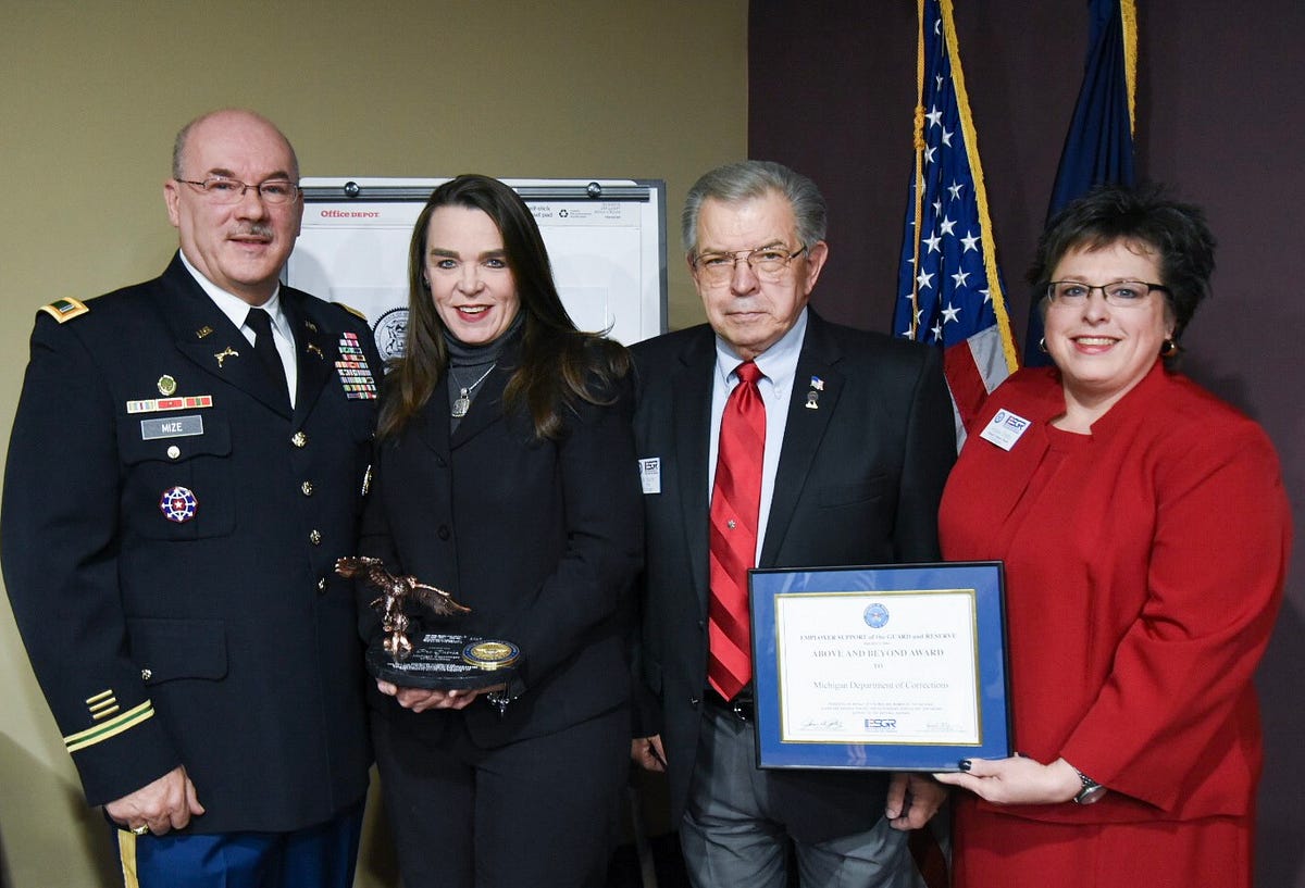 Michigan Department of Corrections receives award from Department of ...