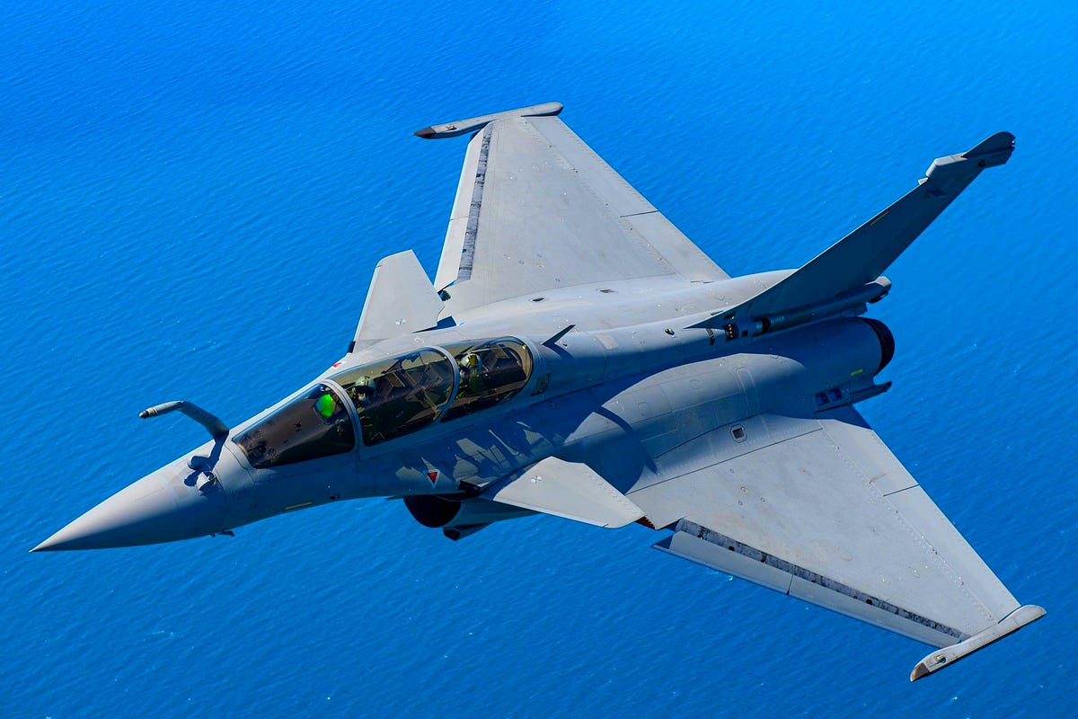 🔴 Caccia RAFALE: Potenza e Tecnologia Avanzata Svelate! | by NATO NELLE FORZE ARMATE | Medium