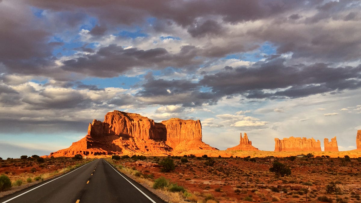 America’s Self-Inflicted Tourism Collapse | by ️ Alexander Verbeek ...