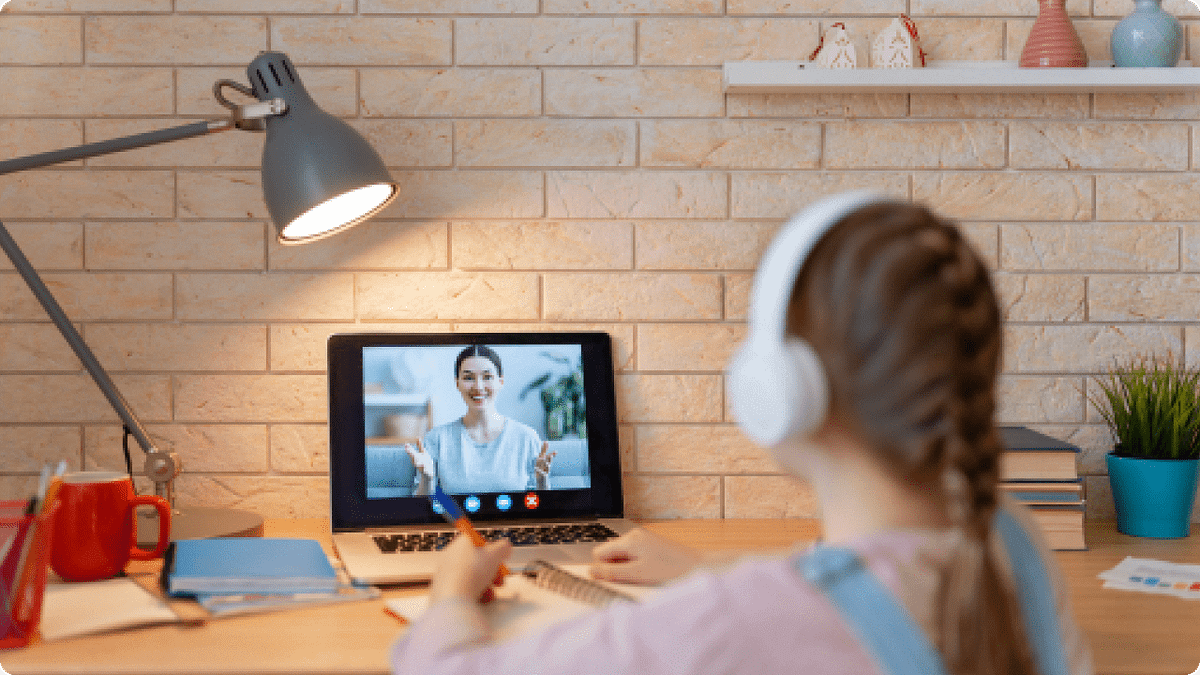 The Pros and Cons of Online Private Schools: A Quick Guide | by Global ...
