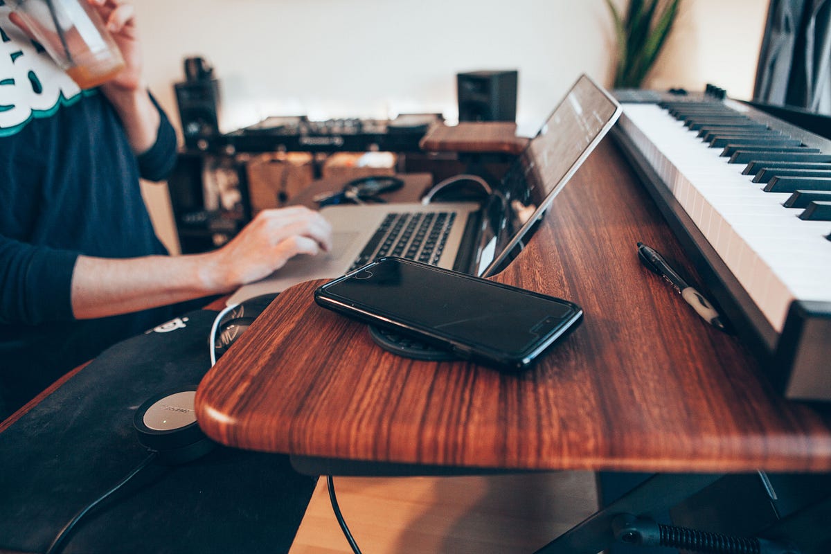 Make Music With Maths and Go (I). Generating music from ground up using ...