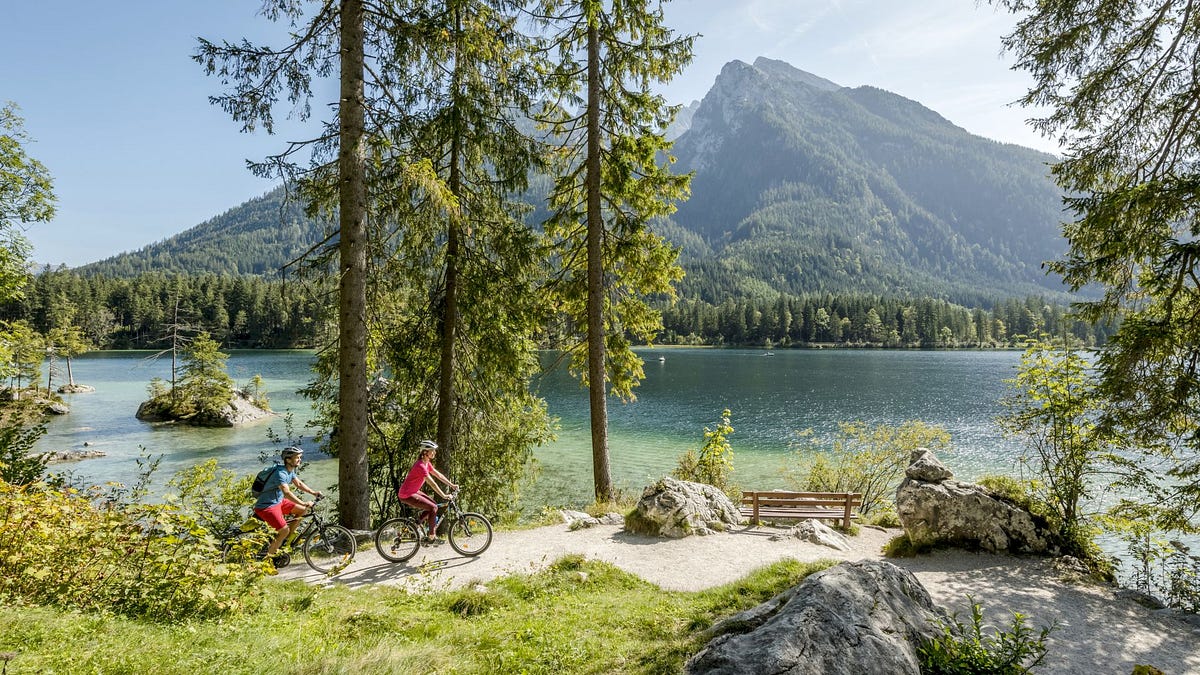 Cycling Lake Constance vs Lake Geneva | by Myk Eff | Cycle Sage | Medium