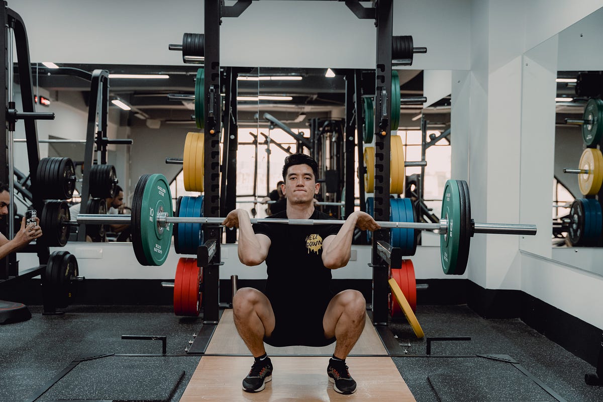 How Long You Should Rest Between Sets in The Gym | by Gold's Gym Nepal ...