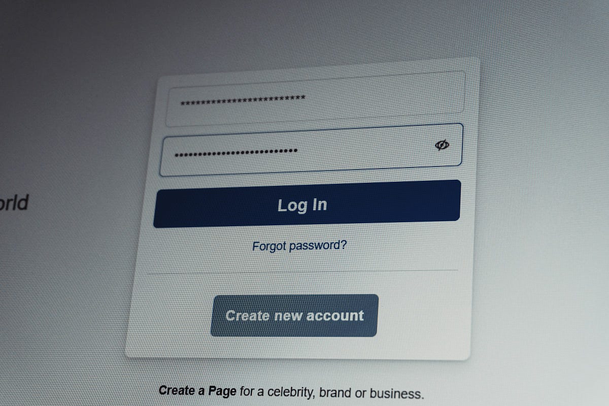 WHY YOU SHOULD USE A PASSWORD MANAGER | Medium