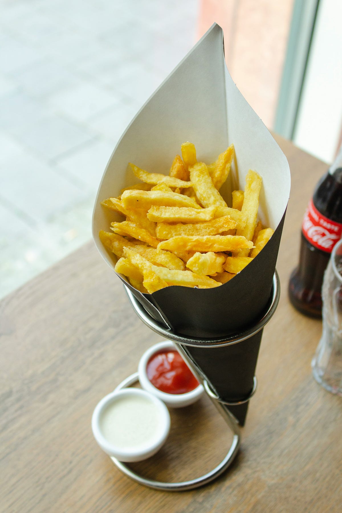 WHAT IS STRESS EATING AND HOW TO ESCAPE IT? | by Pratyusha Mistry | May, 2024 | Medium