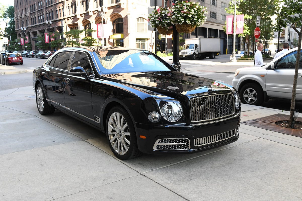 Choose the BEST Prom Car Hire Services | by Iam Faizantahir | Medium